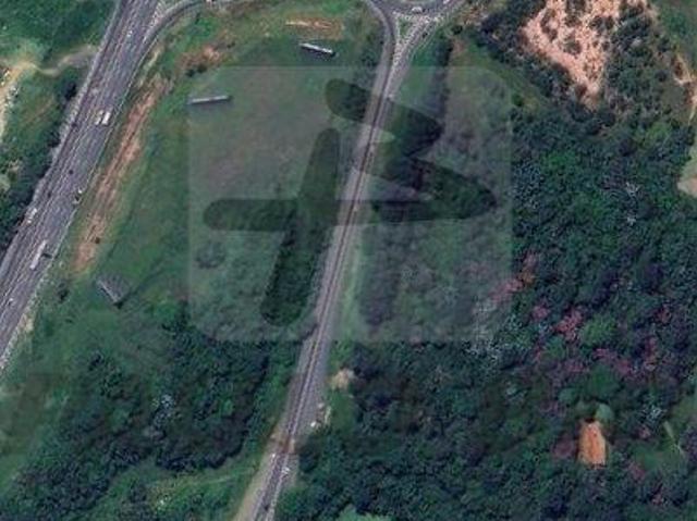 Terreno à venda em Arujá
