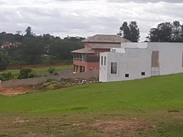 Terreno à venda em Araçoiaba da Serra, Condominio Village Araçoiaba, com 800 m²