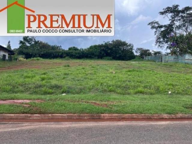 Terreno a venda em Atibaia em condomínio fechado com 710 m² Maravilhoso