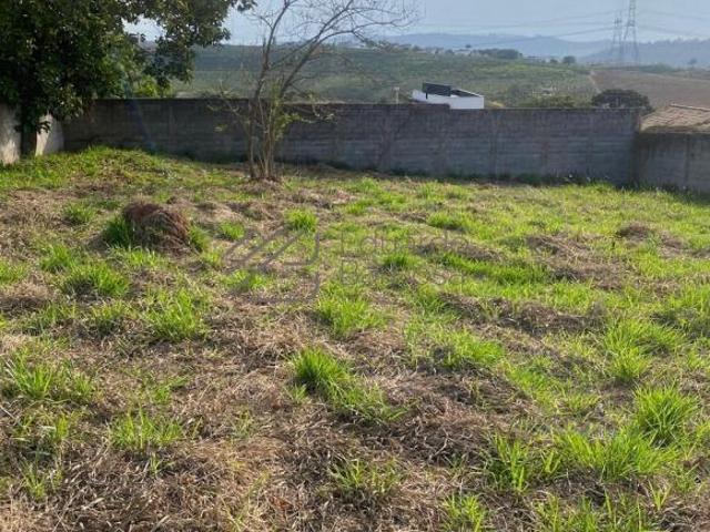 Terreno à Venda em Atibaia/SP