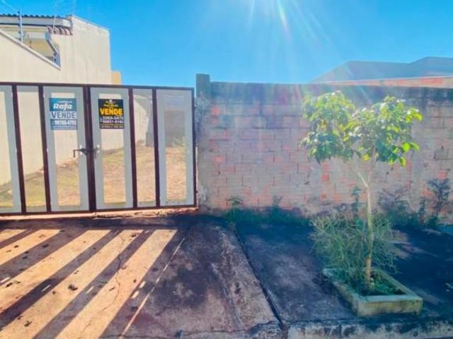 Terreno à venda em Boituva SP, Residencial Vitória, 250m² de área. Imperdível oportunidade!