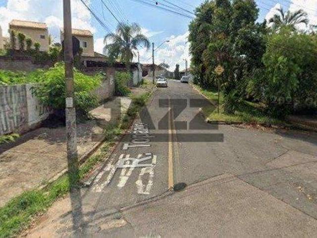 Terreno à venda em bairro Parque São Quirino, em Campinas SP, 570 metros esquina