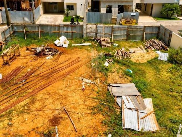 Terreno à venda em Balneário Brejatuba, Guaratuba