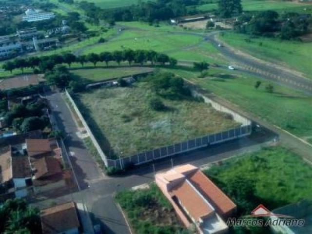 Terreno a venda em Bariri/SP Em Frente Ao Trevo