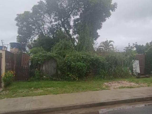 Terreno à venda em Bertioga, Centro, 500m²