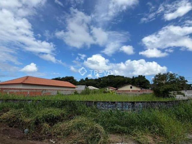 Terreno à venda em Bertioga, no Jardim Vis linda, com 700 m²