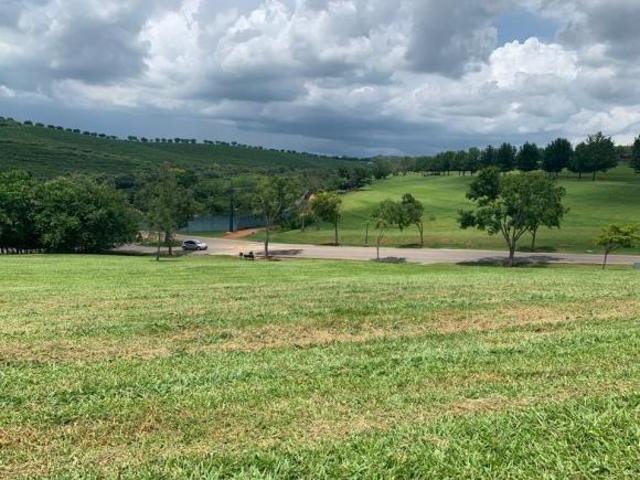 Terreno à venda em Bragança Paulista, com 3072m² | Condomínio de alto padrão Quinta da Baroneza | TE