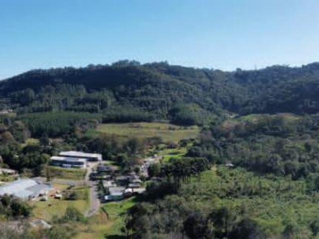 Terreno à venda em Gramado, Varzea Grande, 4500m²
