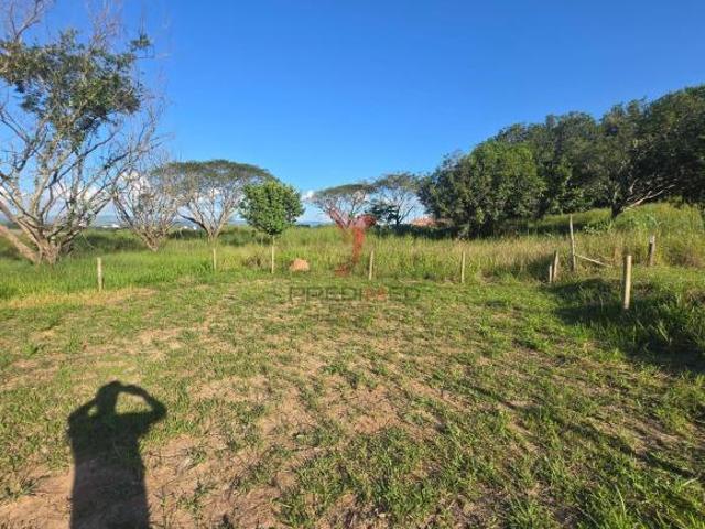 Terreno à venda em Guaratinguetá