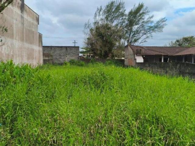 Terreno à venda em Guaratuba PR, Bairro Coroados, 375m² de área 100m do Mar