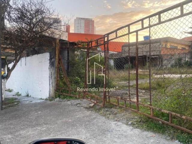 Terreno à venda em Diadema SP, bairro Canhema, com 534m² de área. Imperdível opo