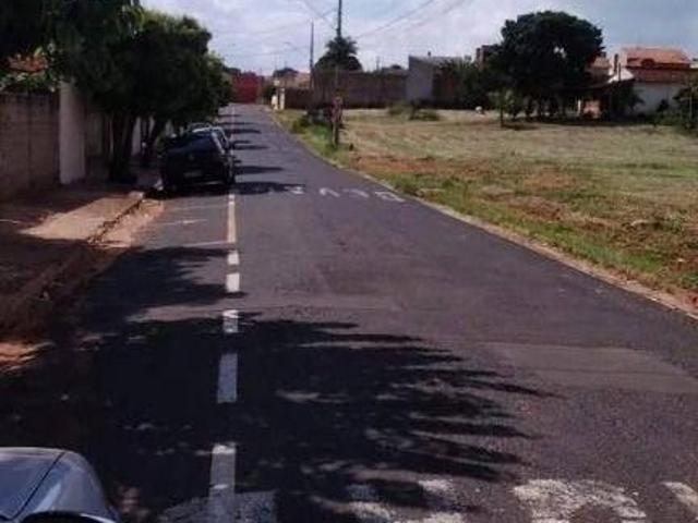Terreno à venda em Engenheiro Schmitt com 5.000m² / Próximo a linha do trem