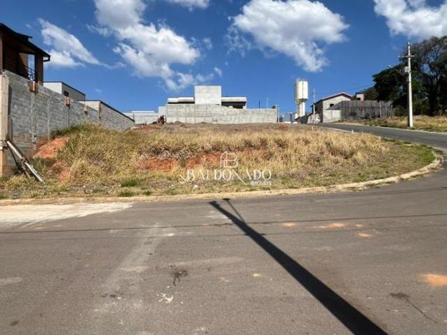 Terreno à Venda em Extrema MG, 202,62m, de Esquina, com Vista Panorâmica