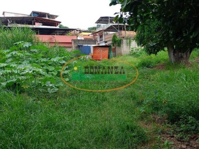 Terreno à venda em Fábricas
