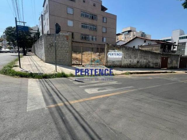 Terreno à venda em Fernão Dias