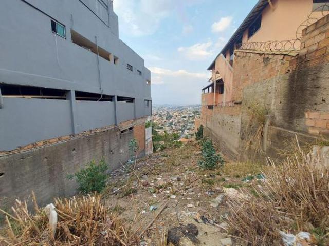 Terreno à venda em Fernão Dias