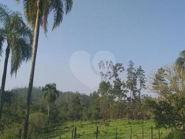 Terreno à venda em Filipinho SP