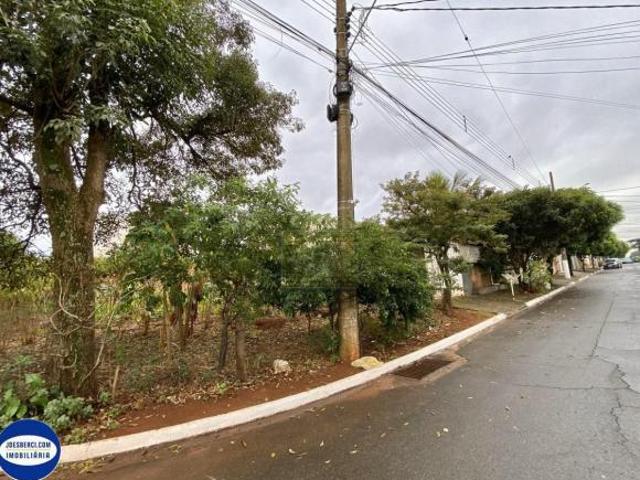 Terreno à venda em Holambra