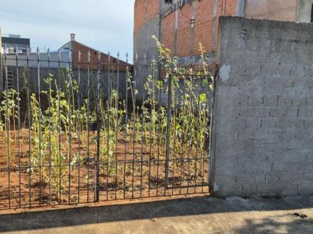Terreno à venda em Hortolândia SP, Parque Terras de Santa Maria. 250m² de área! Aproveite essa oport