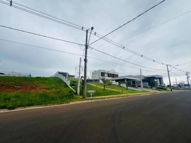 Terreno à venda em Indaiatuba, Parque Residencial Indaiá, com 1200 m²