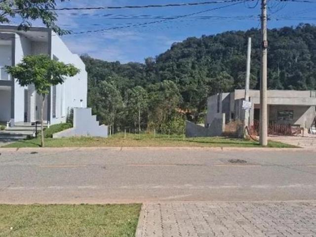 Terreno à venda em Ibi Aram