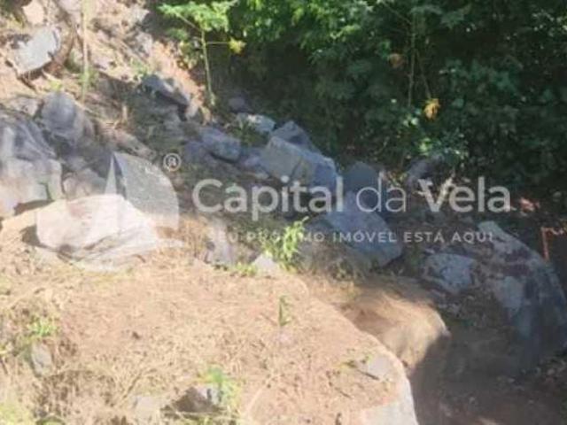 Terreno à Venda em Ilhabela com Escritura Definitiva | Próximo à Praia e Excelen