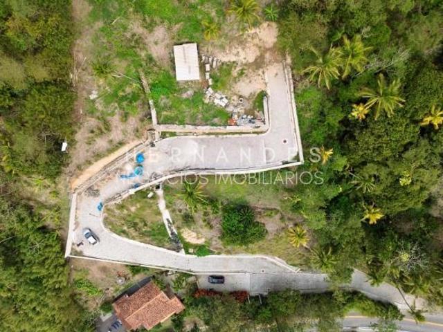 Terreno à venda em Ilhabela SP, em frente a ilha das cabras, com 4.000 m² de área! Venha conferir es