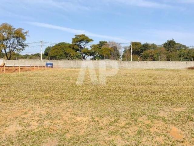 Terreno à venda em Itu, no Condomínio Xapada Parque