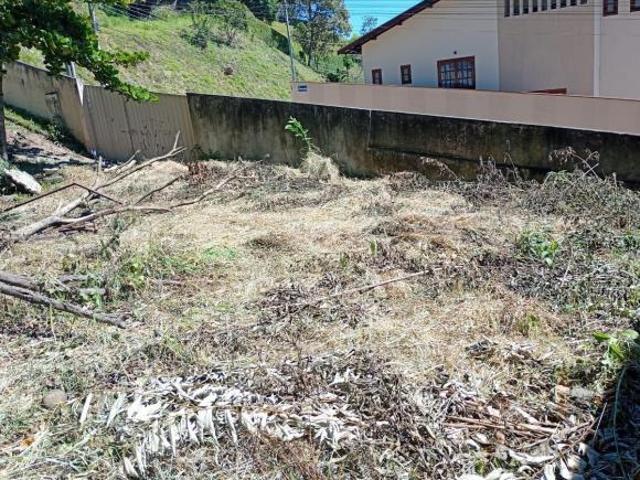 Terreno à venda em Itajubá MG, bairro Bela Vista medicina com 420m² de área!