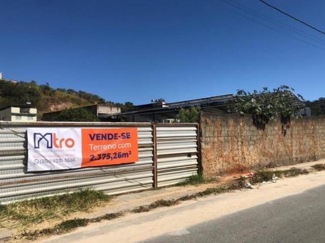 Terreno à venda em Itajubá MG, bairro Santo Antônio, com 2.375,26 m² de área!