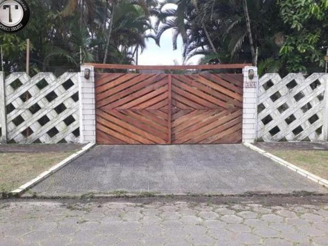 Terreno à venda em Itanhaém SP, Jardim Regina: 329m² de área. Oportunidade única para uma casa ou co