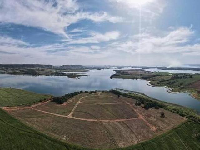 Terreno à venda em Itaporanga