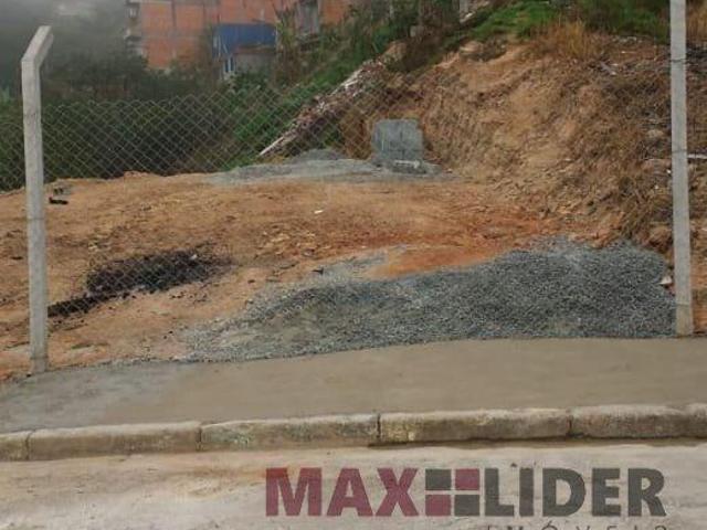 Terreno à venda em Itapevi