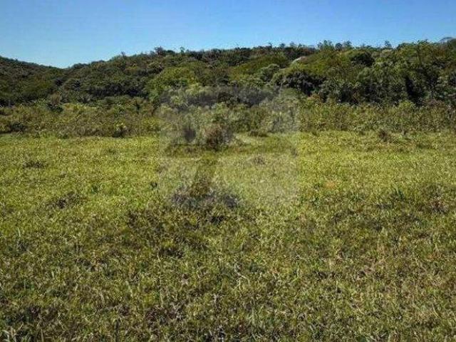 Terreno à venda em Itaquaquecetuba