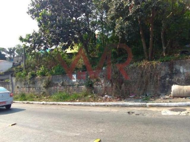 Terreno à venda em Itaquera