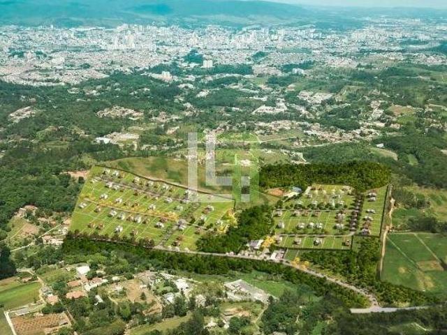 Terreno à venda em Ivoturucaia
