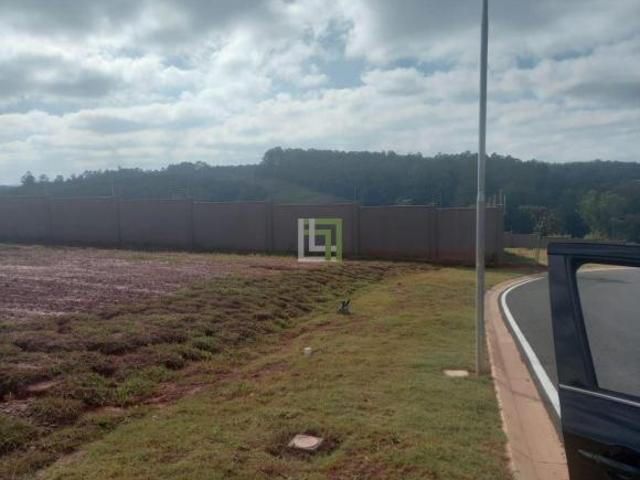 Terreno à venda em Ivoturucaia