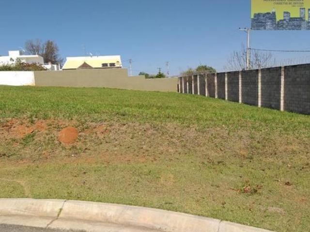 Terreno à venda em Ivoturucaia