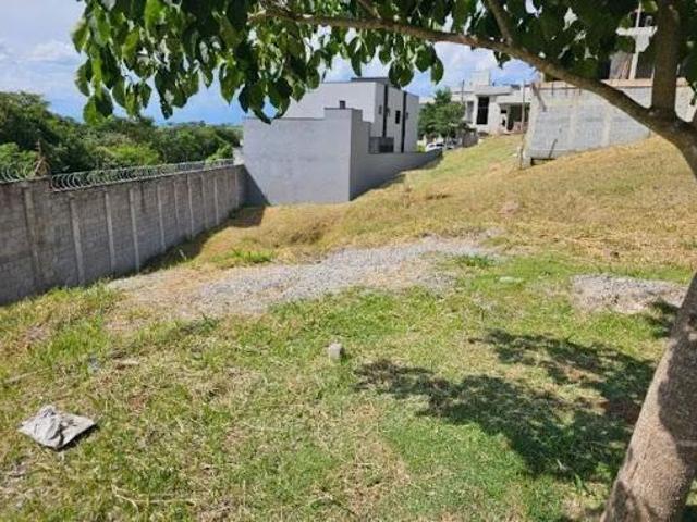 Terreno à venda em Jacareí/SP com 532 m²