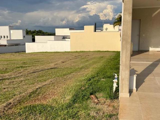 Terreno à venda em Jaguariúna, Vila Jorge Zambon, com 270 m², Condomínio Panini