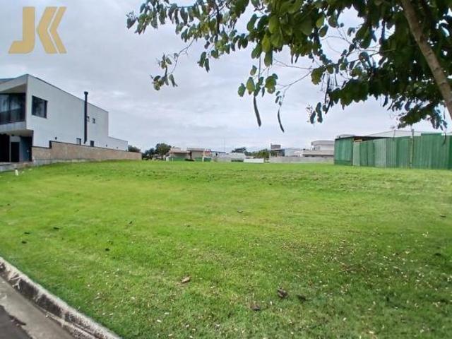 Terreno à venda em Jaguariúna, Bairro Tamboré Jaguariúna, com 644 m²