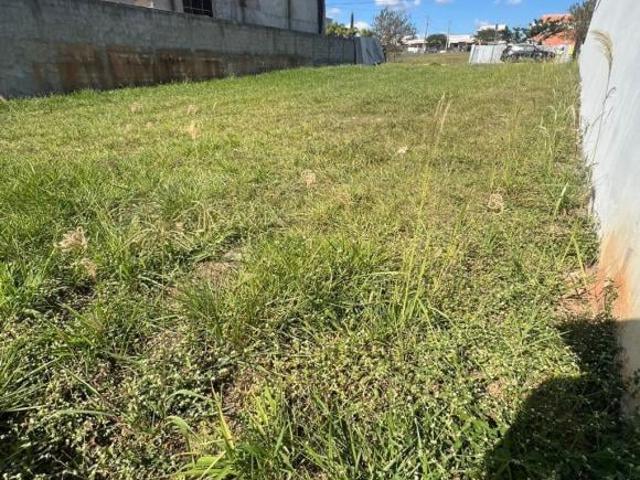 Terreno à venda em Jaguariúna, Condomínio Residencial Lago da Barra, com 539.01 m²