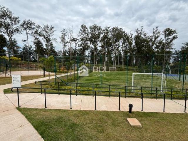 terreno à venda em Jardim Madalena
