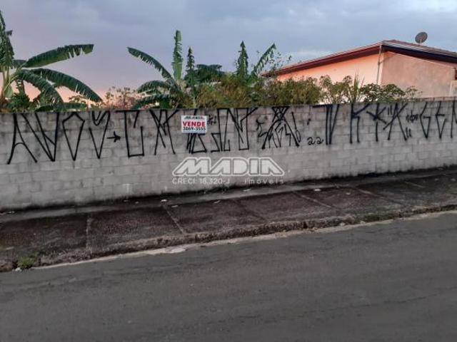 terreno à venda em Jardim Maria Rosa