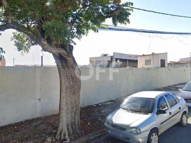 terreno à venda em Jardim Bela Vista