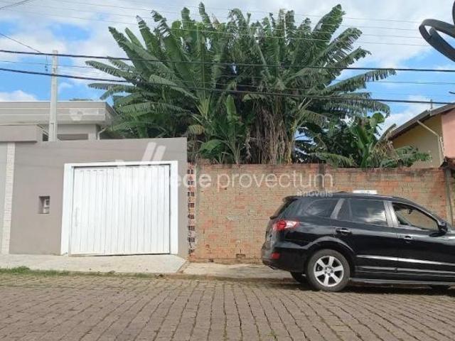 terreno à venda em Jardim Celani