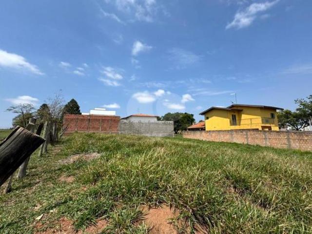 Terreno à venda em Jardim Citelli, São Carlos