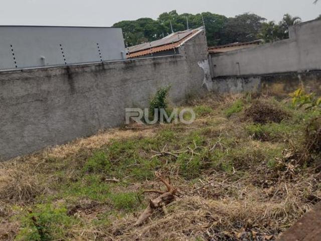 terreno à venda em Jardim Guanabara