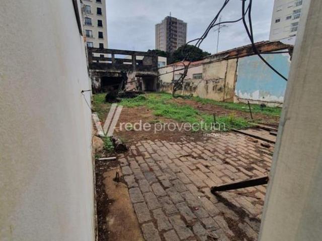 terreno à venda em Jardim Guanabara