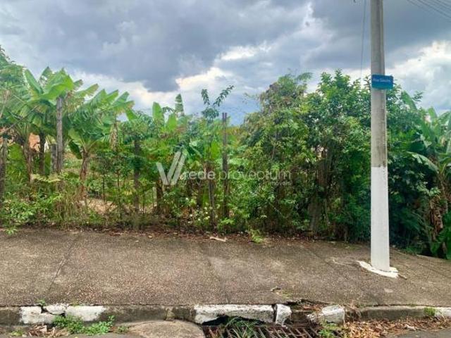 terreno à venda em Jardim Itatiaia